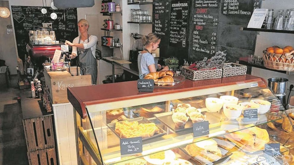 HIER WIRD SELBST GERÖSTET Jetzt kommt frischer Kaffee in den Pott (BIL